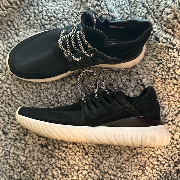 adidas | Shoes | Adidas Originals Tubular Radial Bb24 White Black Mens ...
